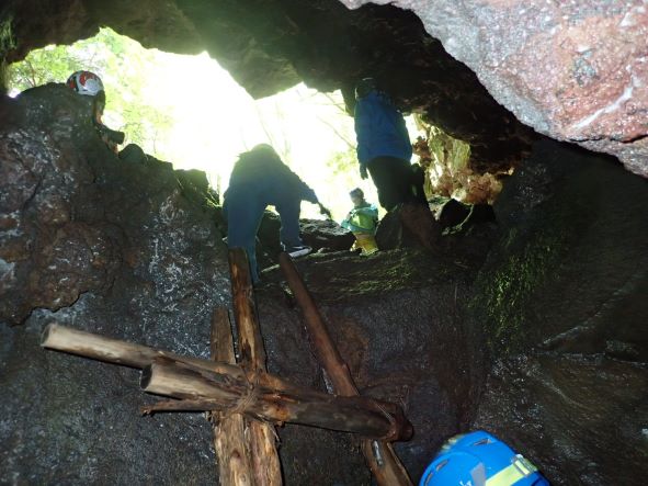 Aokigahara Jyukai Ice cave :: Trip-Fuji トリップフジ